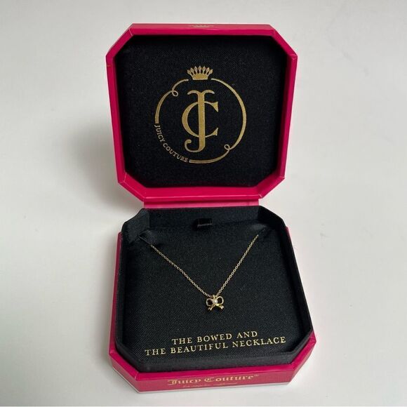 Juicy Couture | Jewelry | Juicy Couture Bow Pearl Necklace Thebowed And ...